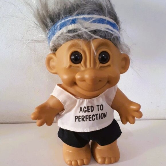 Russ | Toys | Vintage Russ Troll Doll Aged To Perfection Gray Hair 8 ...
